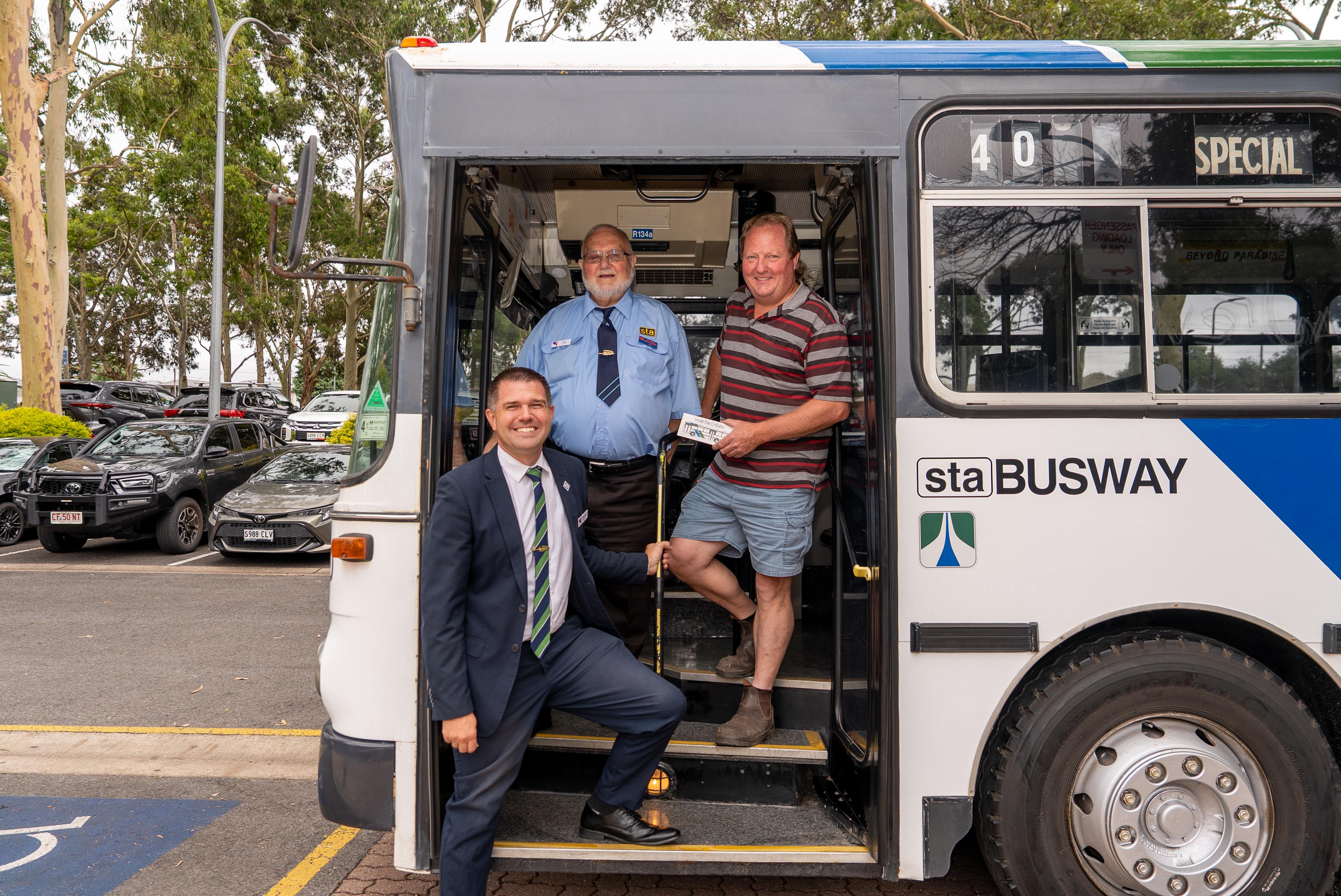 Forty years on the fast track: Adelaide’s O-Bahn turns 40 - Department ...